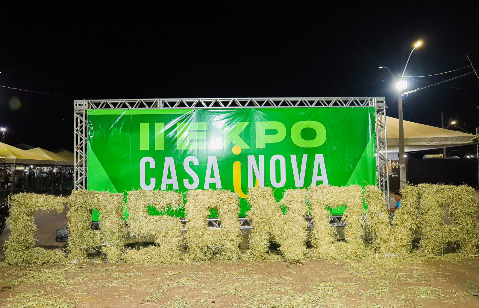 Pátio de eventos lotado marca 3ª noite da II Expo Casa Inova e reforça ...